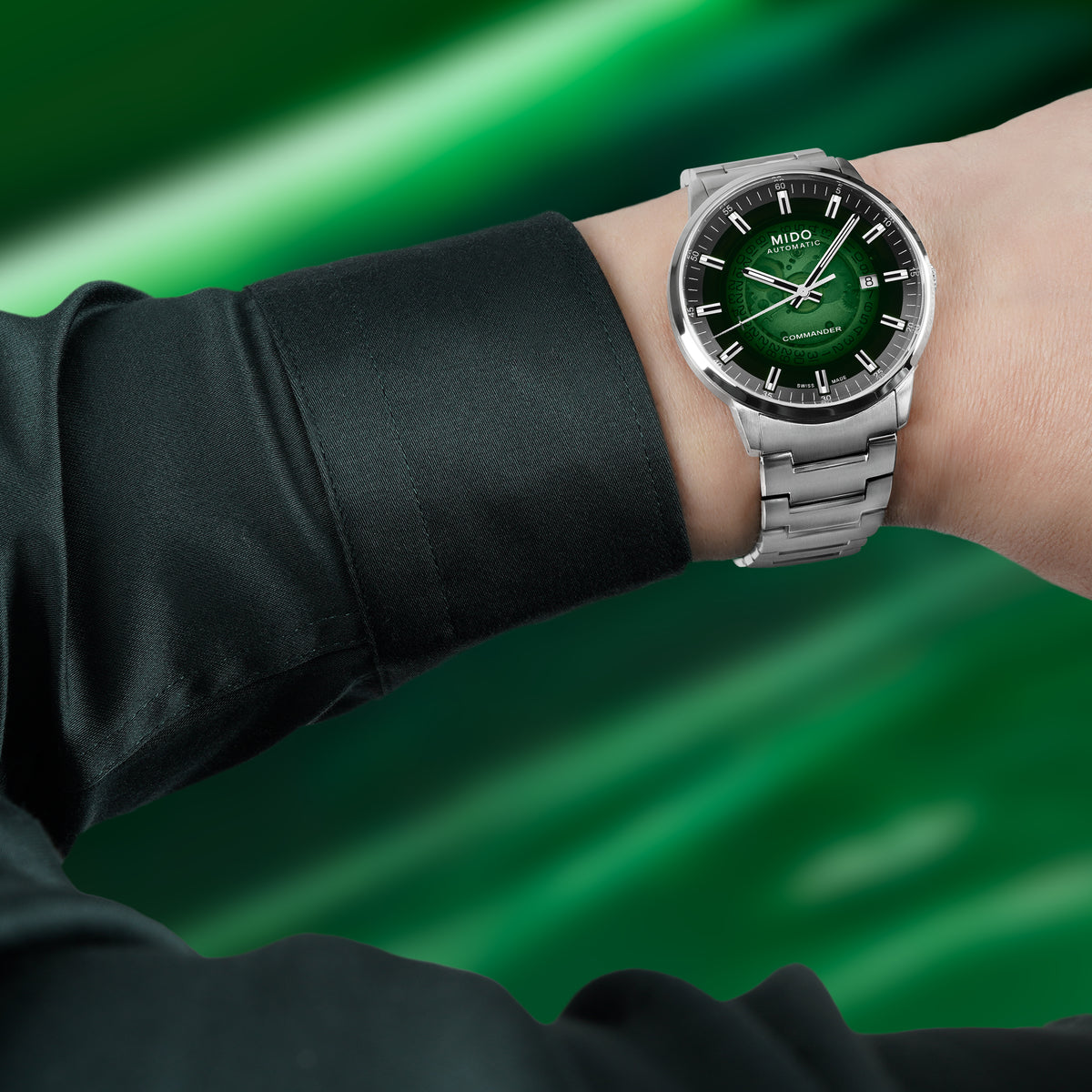 MIDO Commander Gradient Automatic (Green Dial / 40mm) – Hemsleys Jewellers